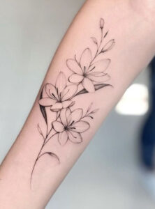 180 Stunning Flower Tattoos for Women in 2025
